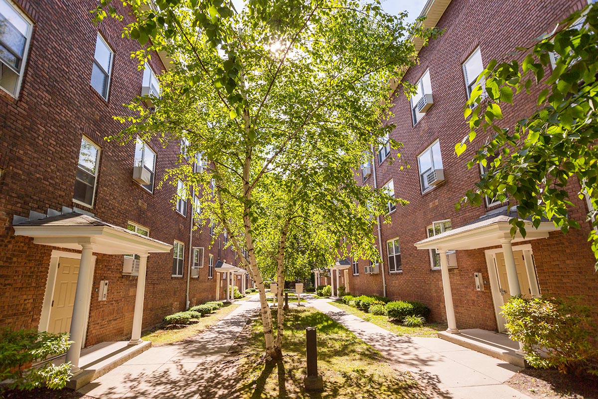 Low Income Apartments and Affordable Housing For Rent in Hartford, CT